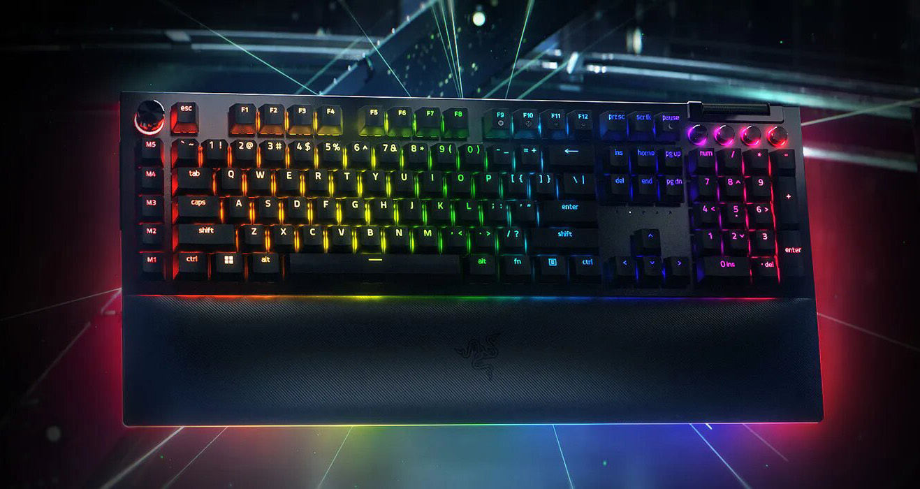 Razer BlackWidow V4 Pro Wired Mechanical Gaming Keyboard - Green Switches (Tactile & Clicky ...